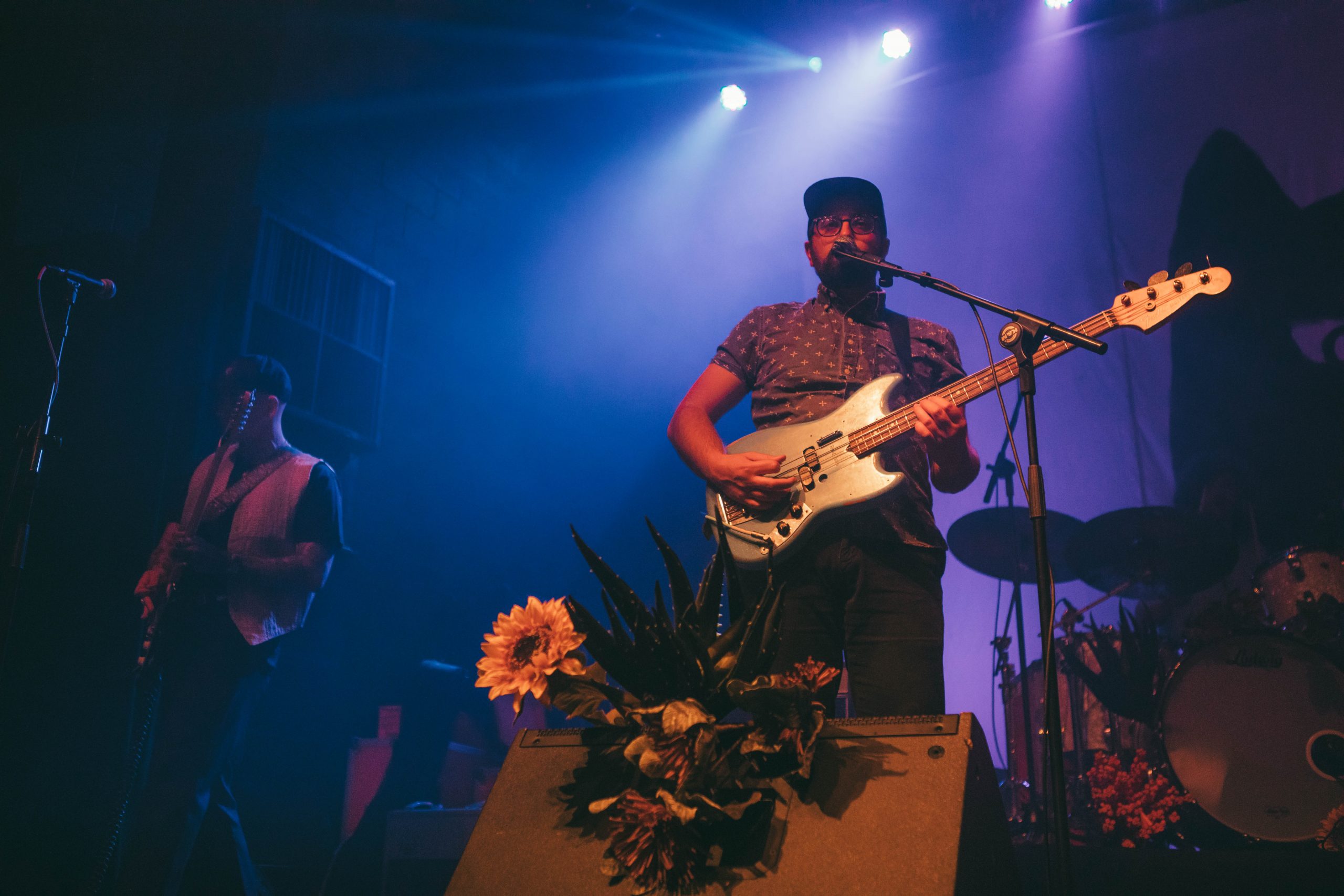 Curtis Harding Brings a Retro Feel to the Heart of Athens – Off Record ...